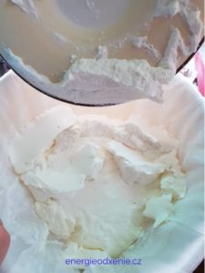 Domácí výroba sýru lučina